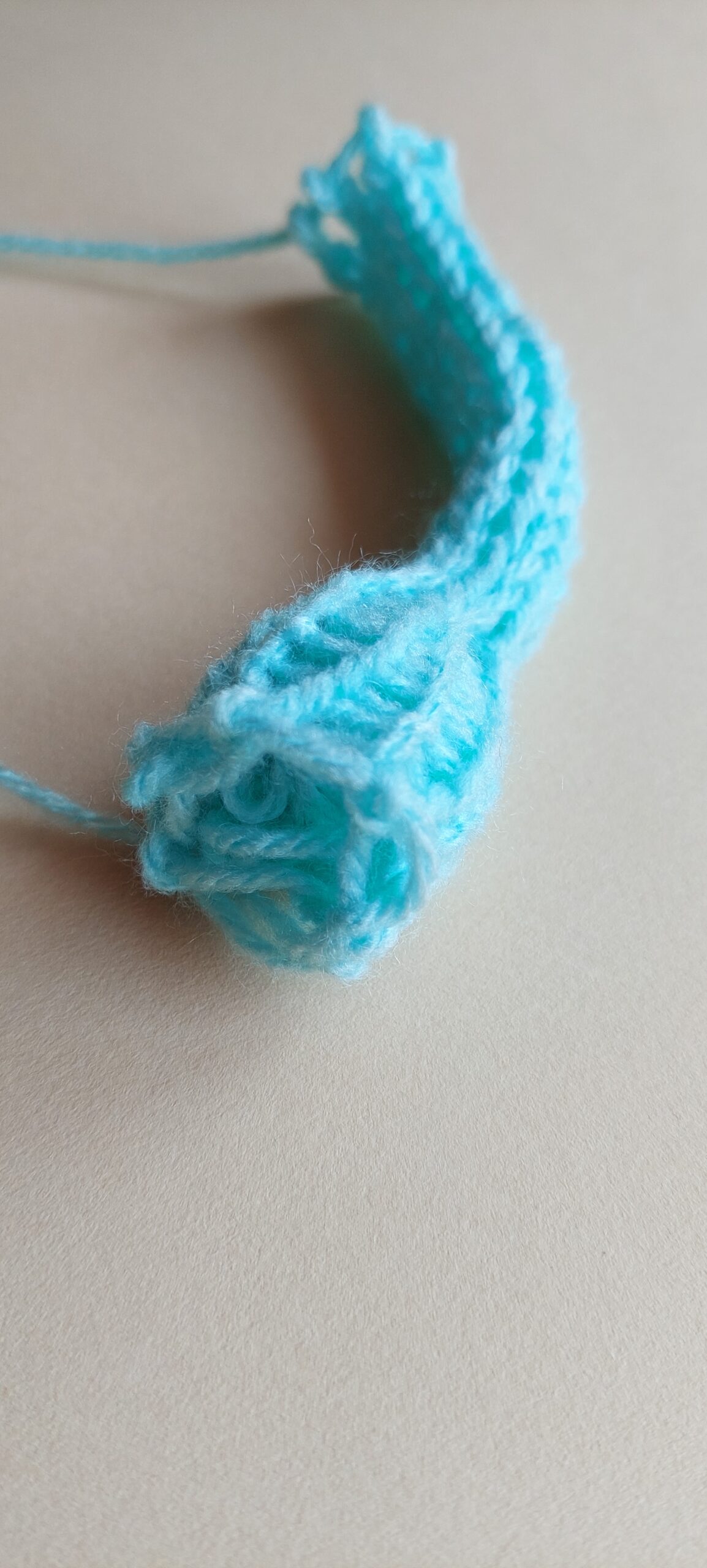 Serpent en laine au tricotin Addi egg